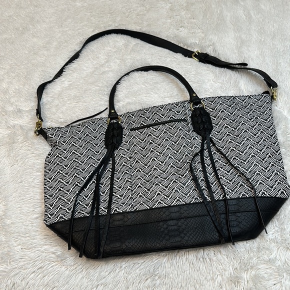 Sam & Libby | Bags | Sam Libby Large Tote Bag | Poshmark